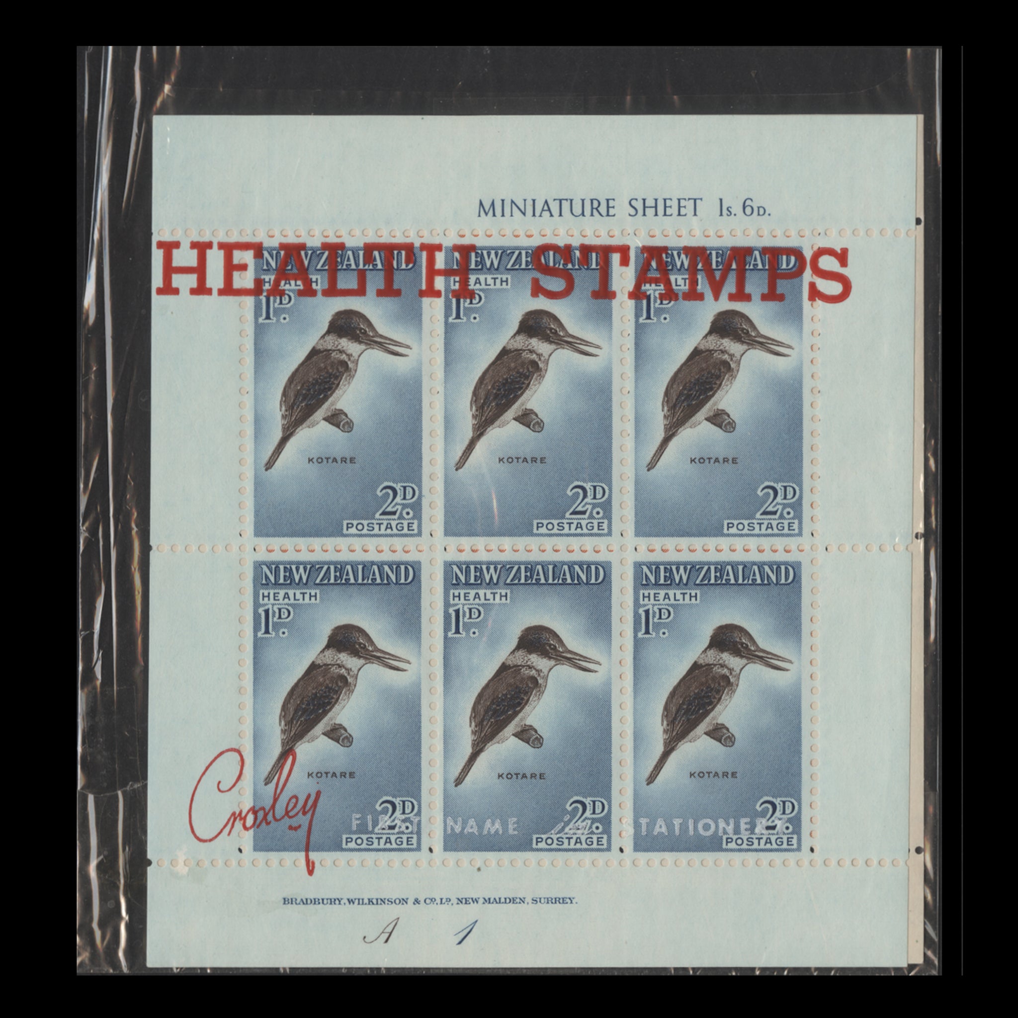 New Zealand 1960 Birds miniature sheets in Croxley cellophane packet ...